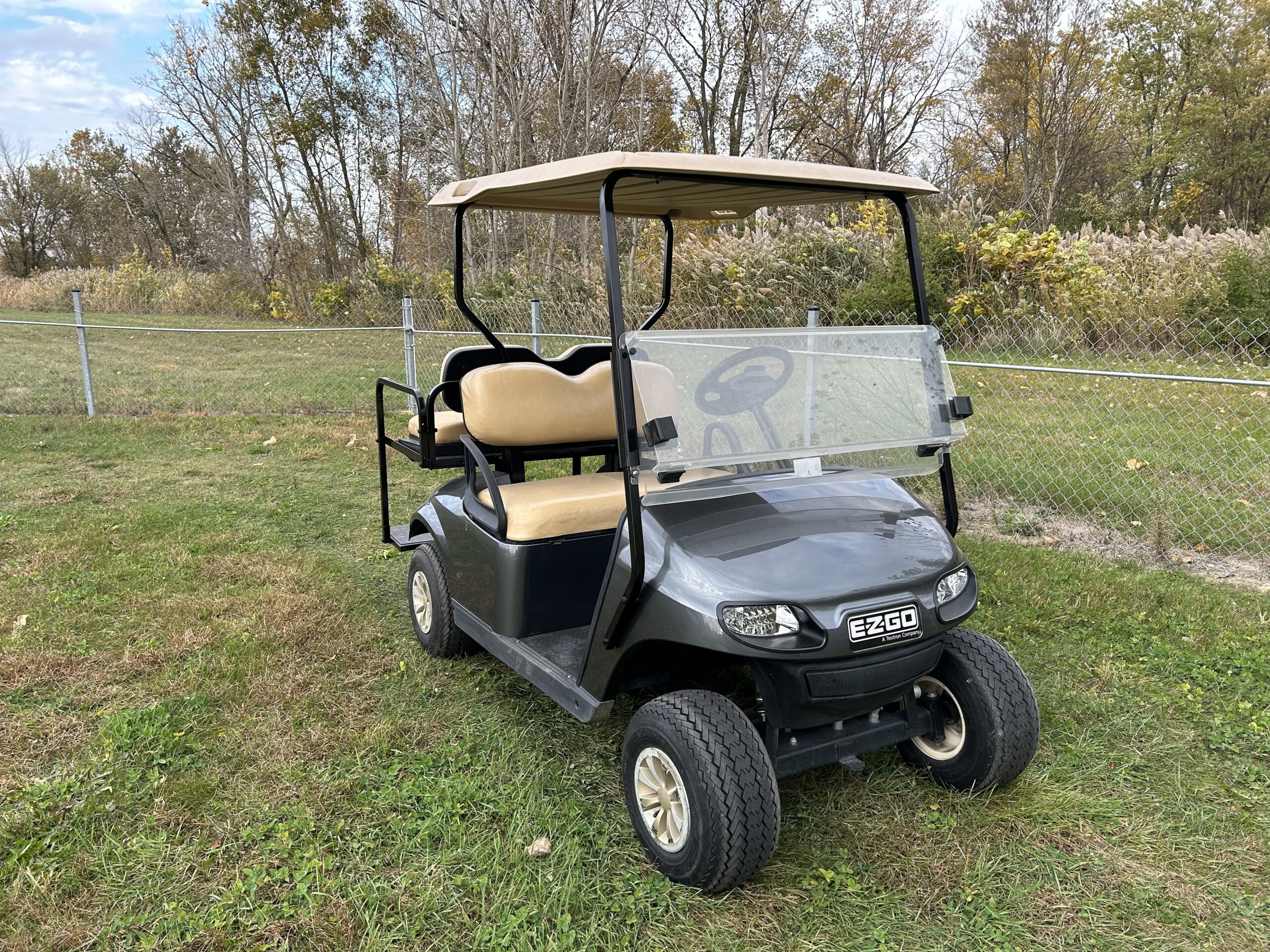 2020 CHARCOAL GOLF CART - Beaver Creek Golf Carts