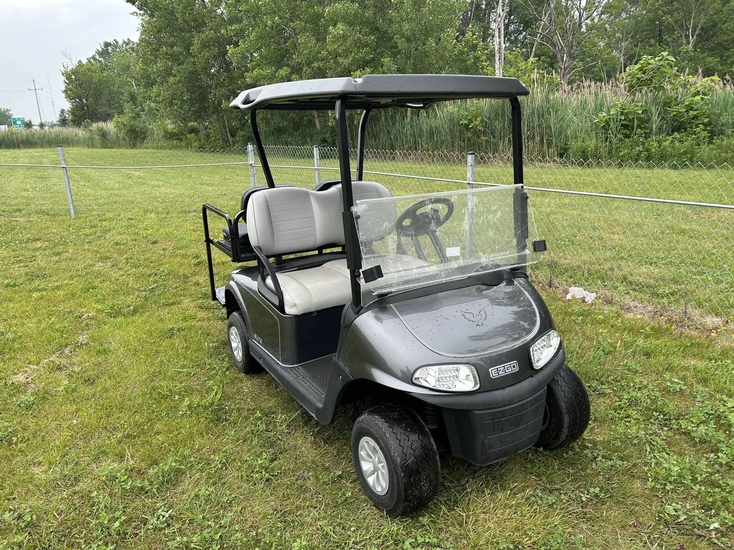 2021 EZGO RXV LI-ION GOLF CART, METALLIC CHARCOAL - Beaver Creek Golf Carts
